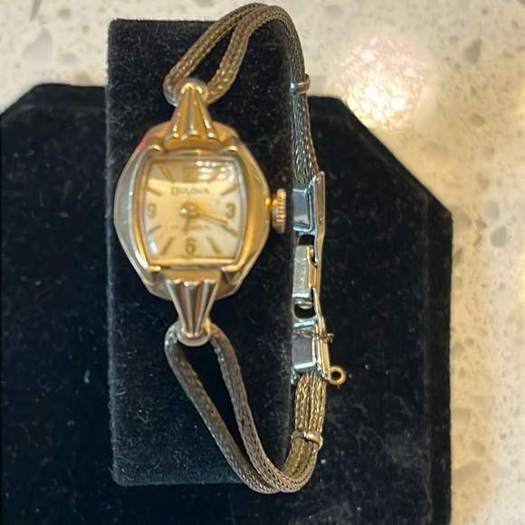 Bulova | Accessories | Vintage Bulova Watch 7 Jewel Movement 1 Karat ...